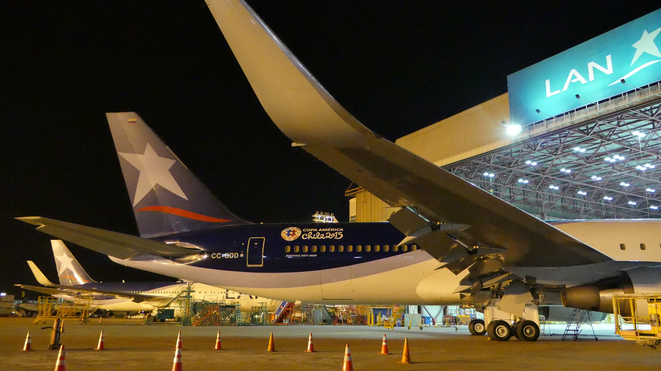 Más de 50 aviones "Copa América" de LAN y TAM ya están volando a lo ...