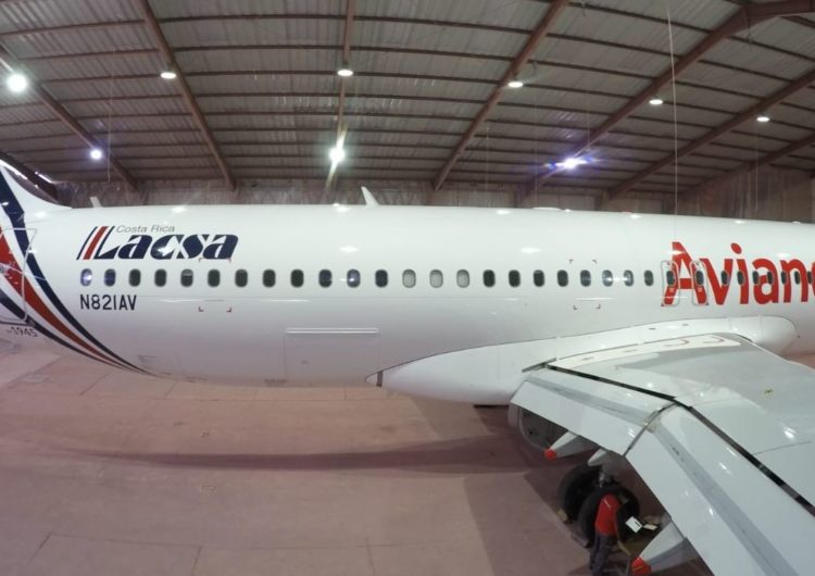Avianca suma a su colección vintage un avión con livery retro de LACSA ...
